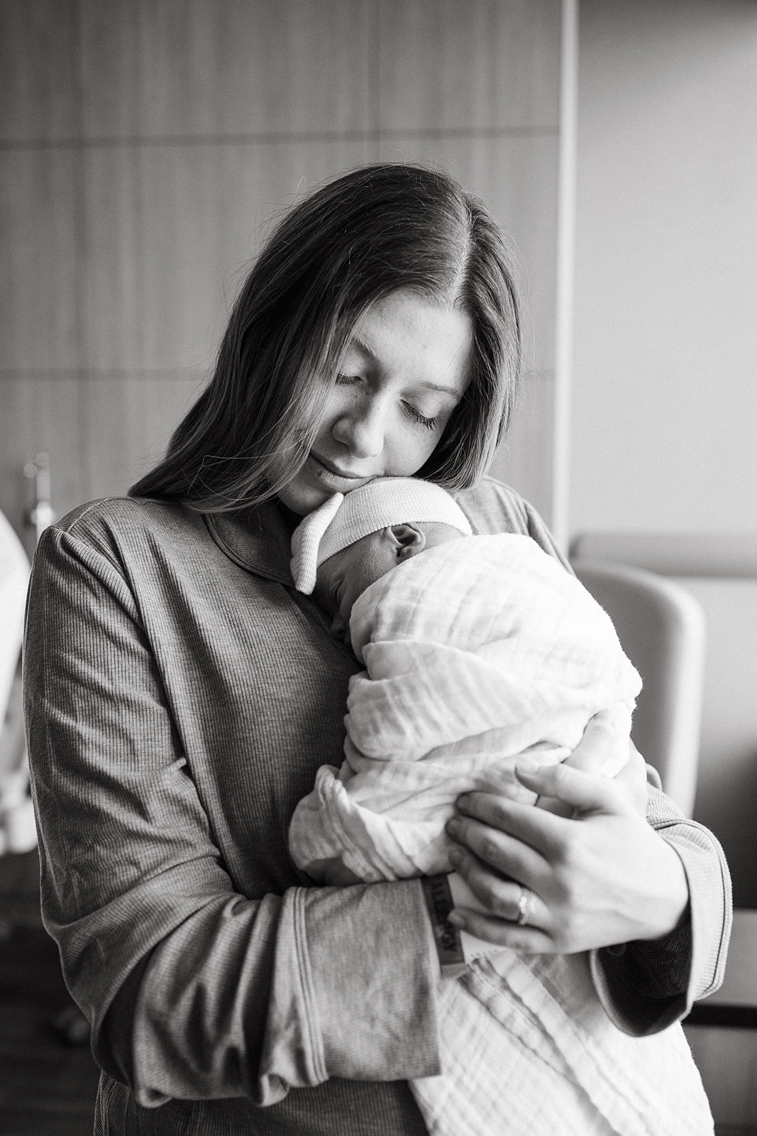 Fresh 48 Session | Prentice Women’s Hospital | Chicago Newborn ...